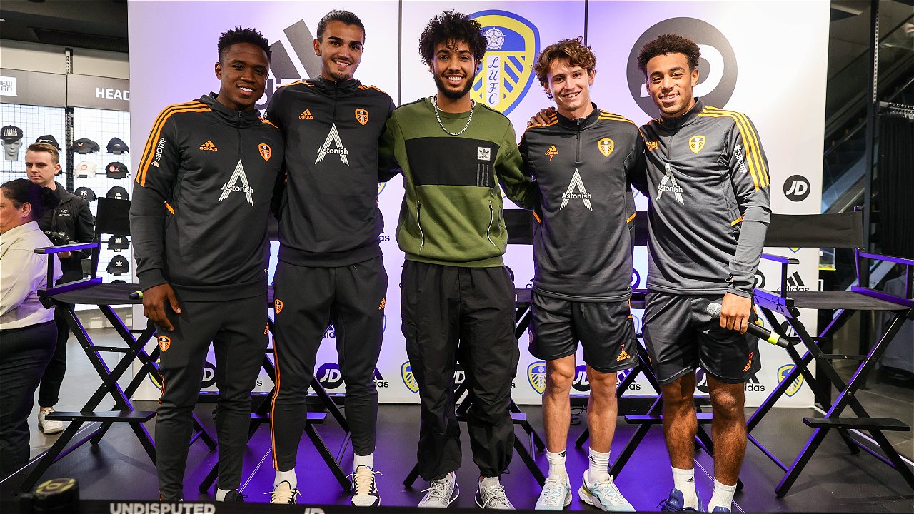 LEEDS UNITED DOWN UNDER - JD Sports Australia